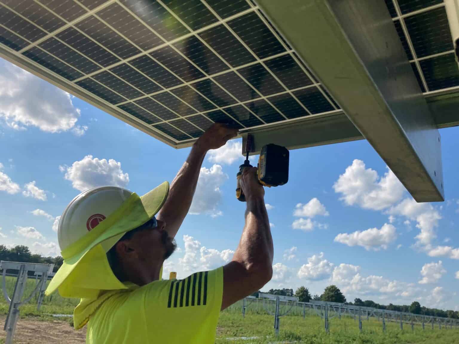 5 Things the Best Commercial Solar Installers Do | EnergyLink