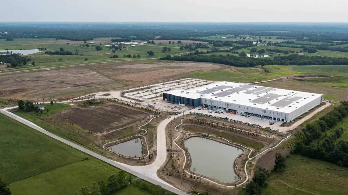 MidwayUSA Headquarters | Case Studies | EnergyLink