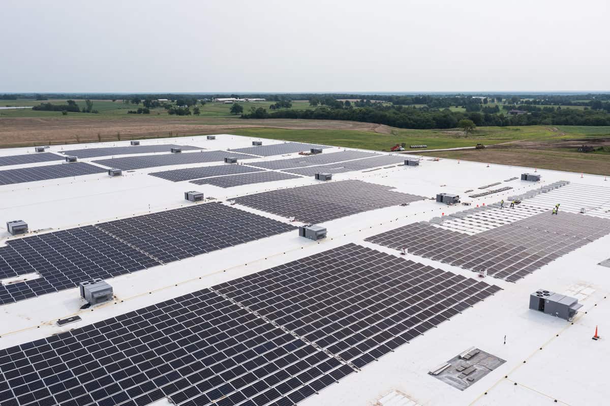 EnergyLink Installs One of the Largest Rooftop Solar Arrays in Missouri ...
