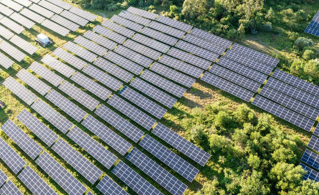 How Commercial Solar Panels Work | EnergyLink